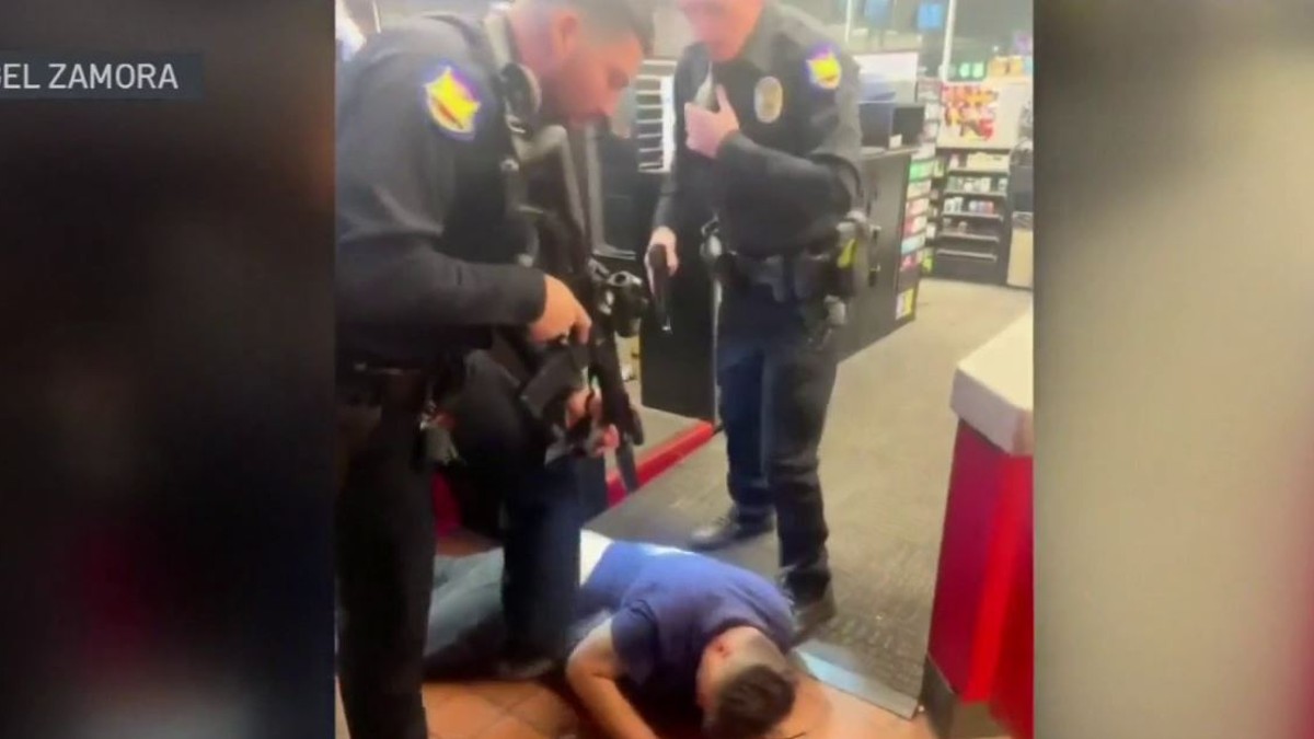 Policías de Phoenix bajo investigación tras polémico video viral ...