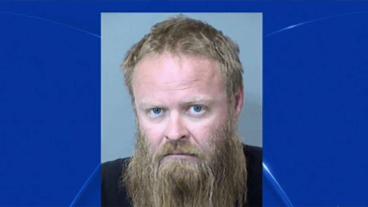 Arizona Hombre Arrestado Por Causar Un Accidente Por Dui En Phoenix