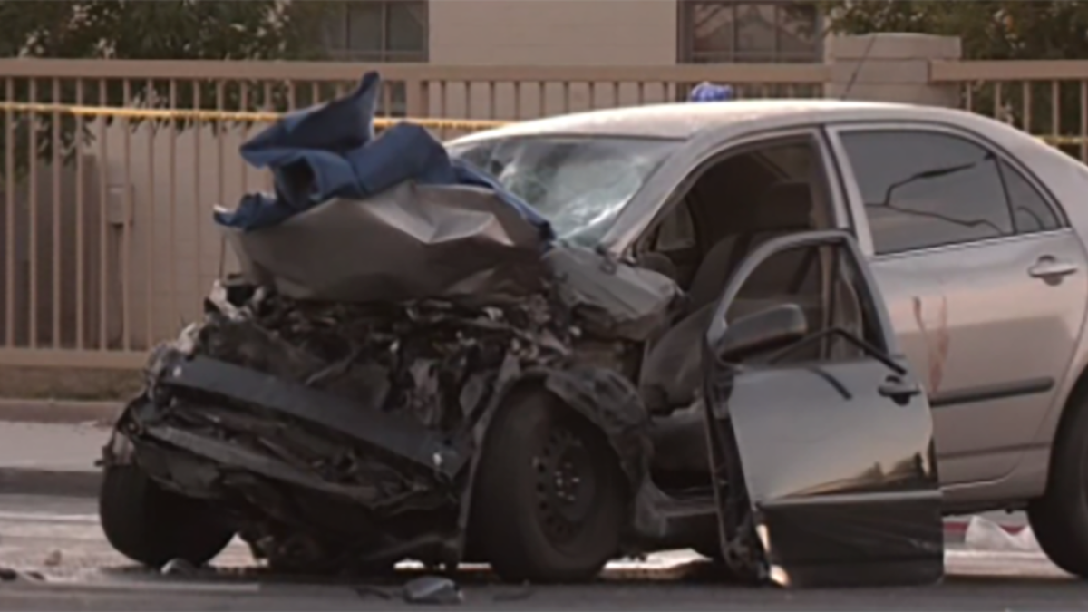 Arizona: Autoridades investigan colisión que dejó a varios adolescentes ...