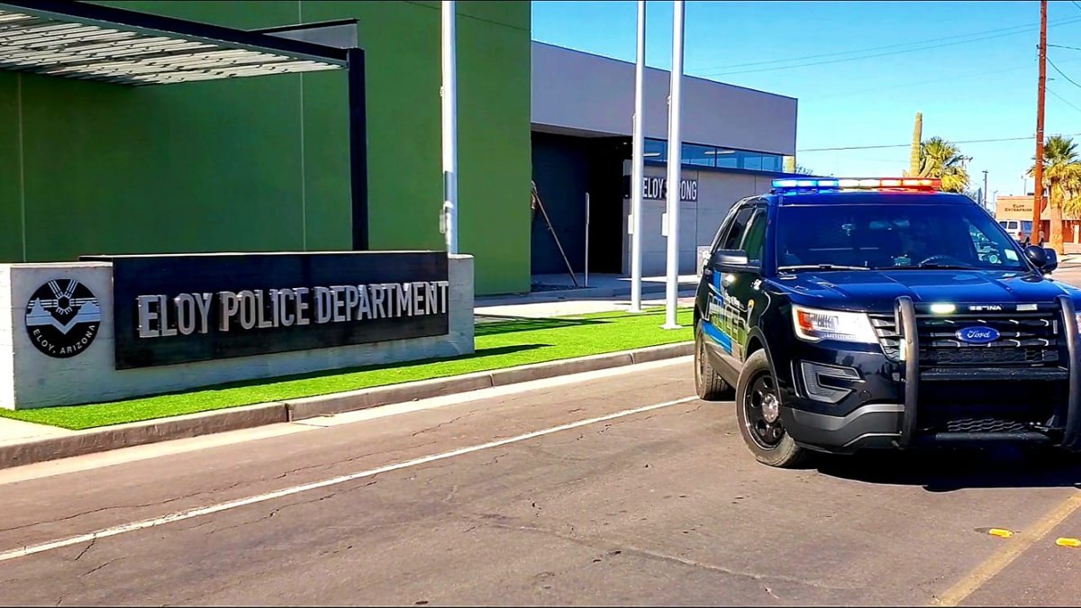 Muere paracaidista tras aterrizaje, según la policía de Eloy ...