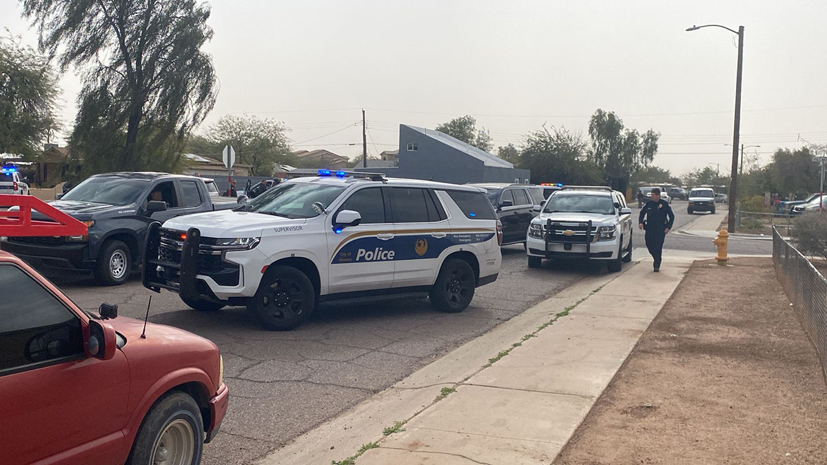 Phoenix: Oficial de Phoenix involucrado en tiroteo en el área de 33rd y ...
