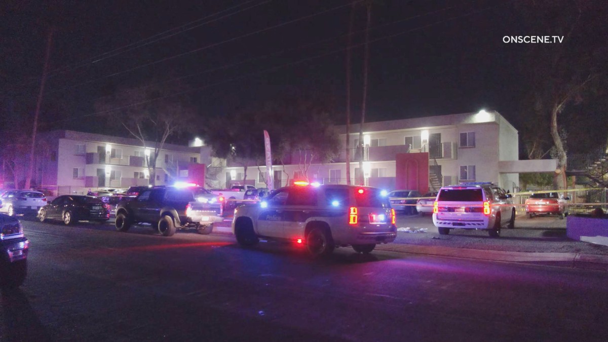 Hospitalizan a persona apuñalada en complejo de apartamentos en Phoenix ...