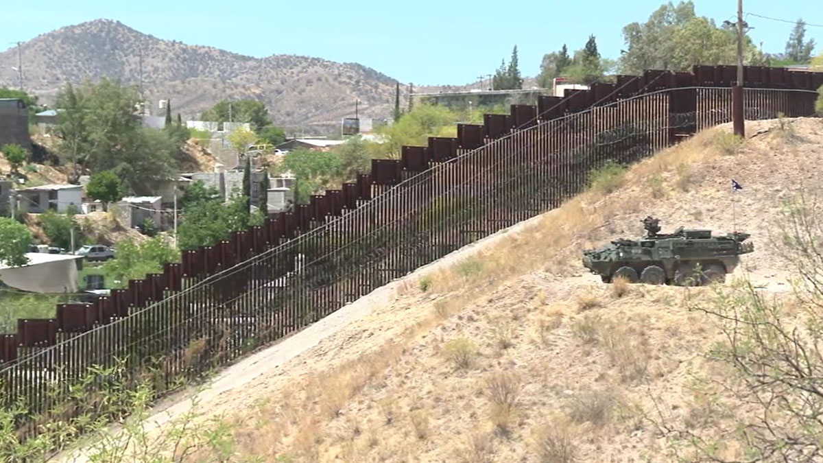 Arizona: Instalan tanques de guerra en la frontera de Arizona ...