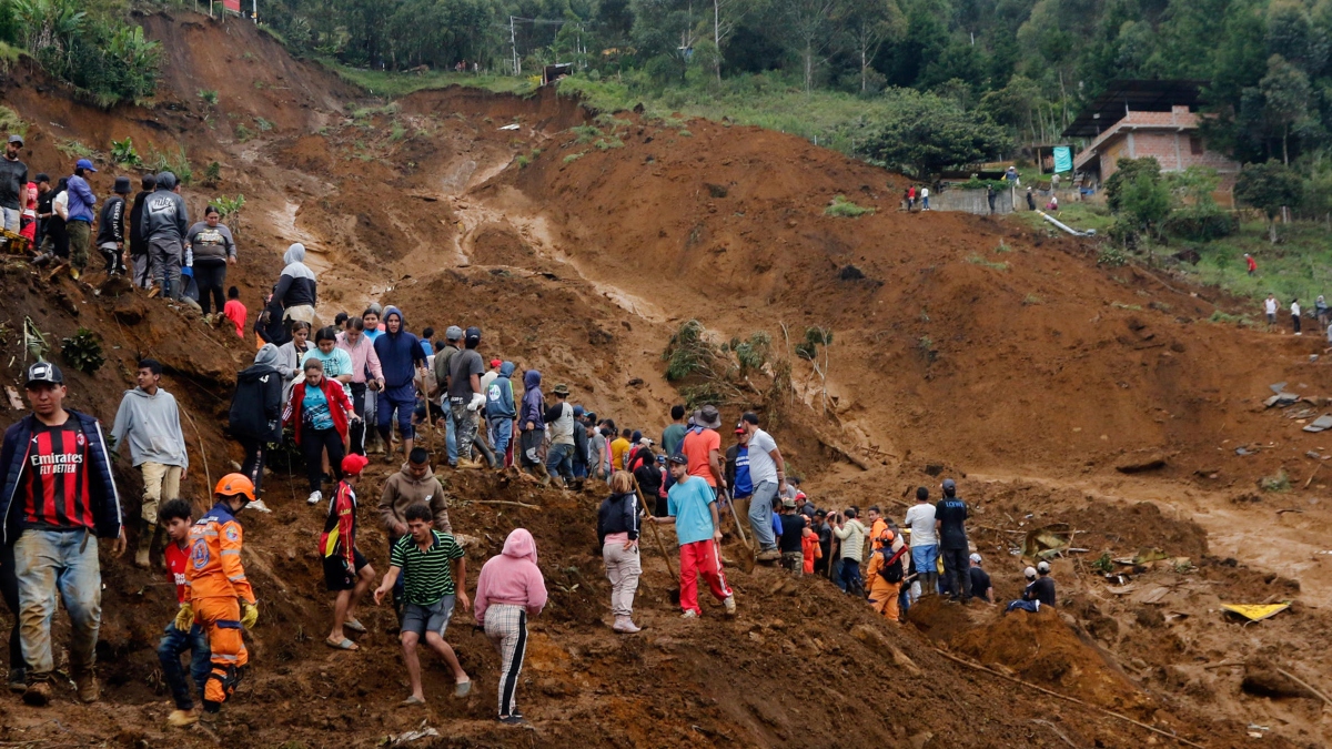 Cifra de muertos por la riada en Bello, Colombia – Telemundo Phoenix/Tucson