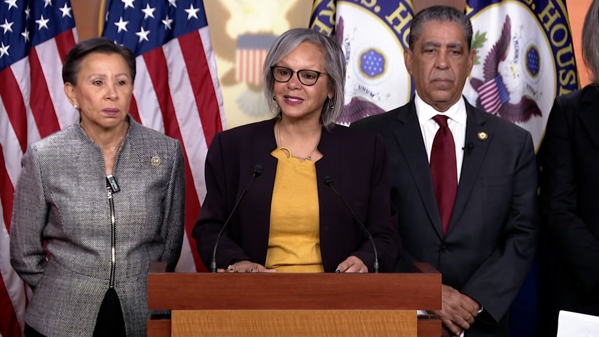 Demócratas buscan impugnar a Kristi Noem por redadas de ICE – Telemundo ...